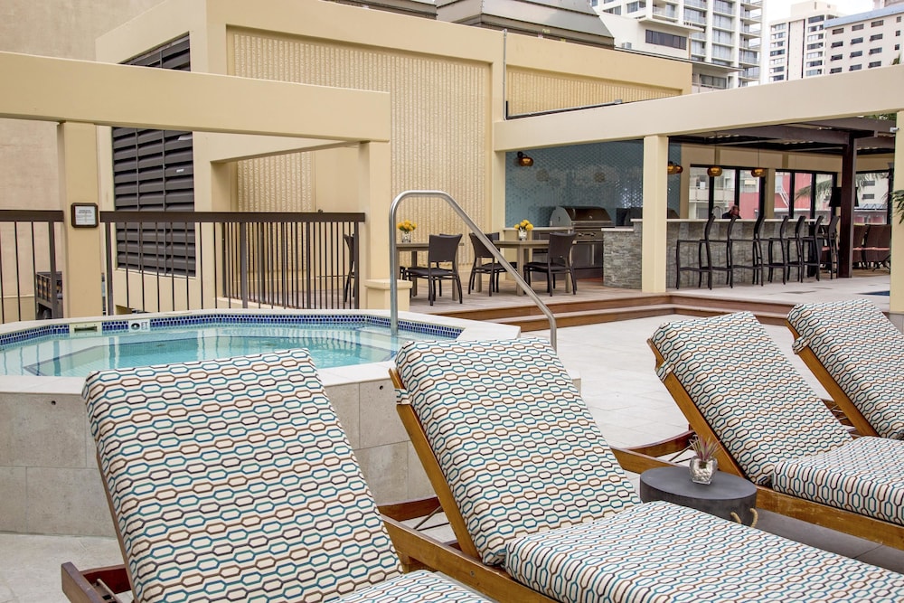 Aston Waikiki Beach Tower | Hawaii Aloha Travel